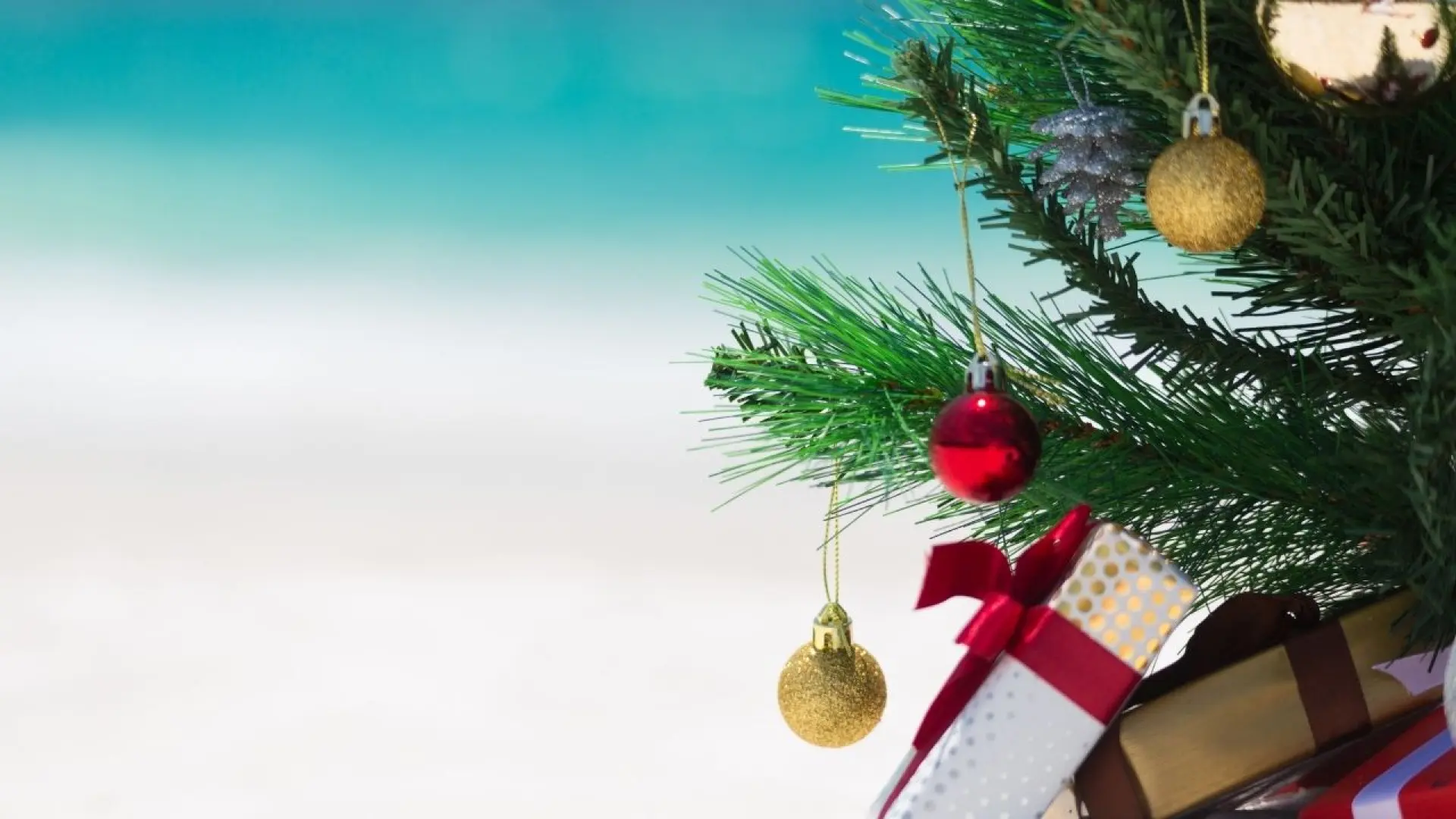 Your 2025 Christmas Payroll Guide for Nannies and Families | Pay The Nanny